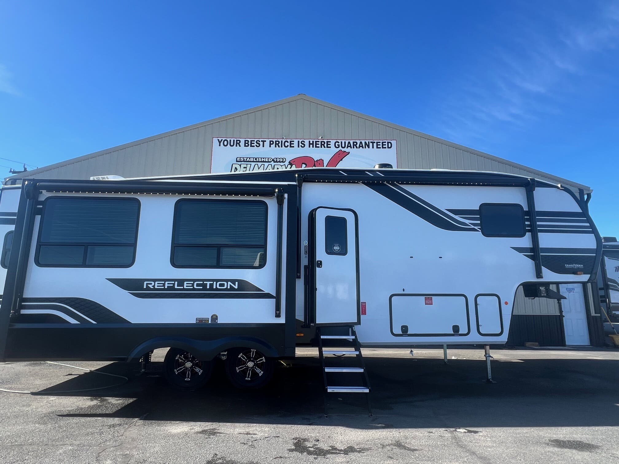 New 2026 Grand Design Reflection (Fifth Wheel) 303RLS for sale in ...