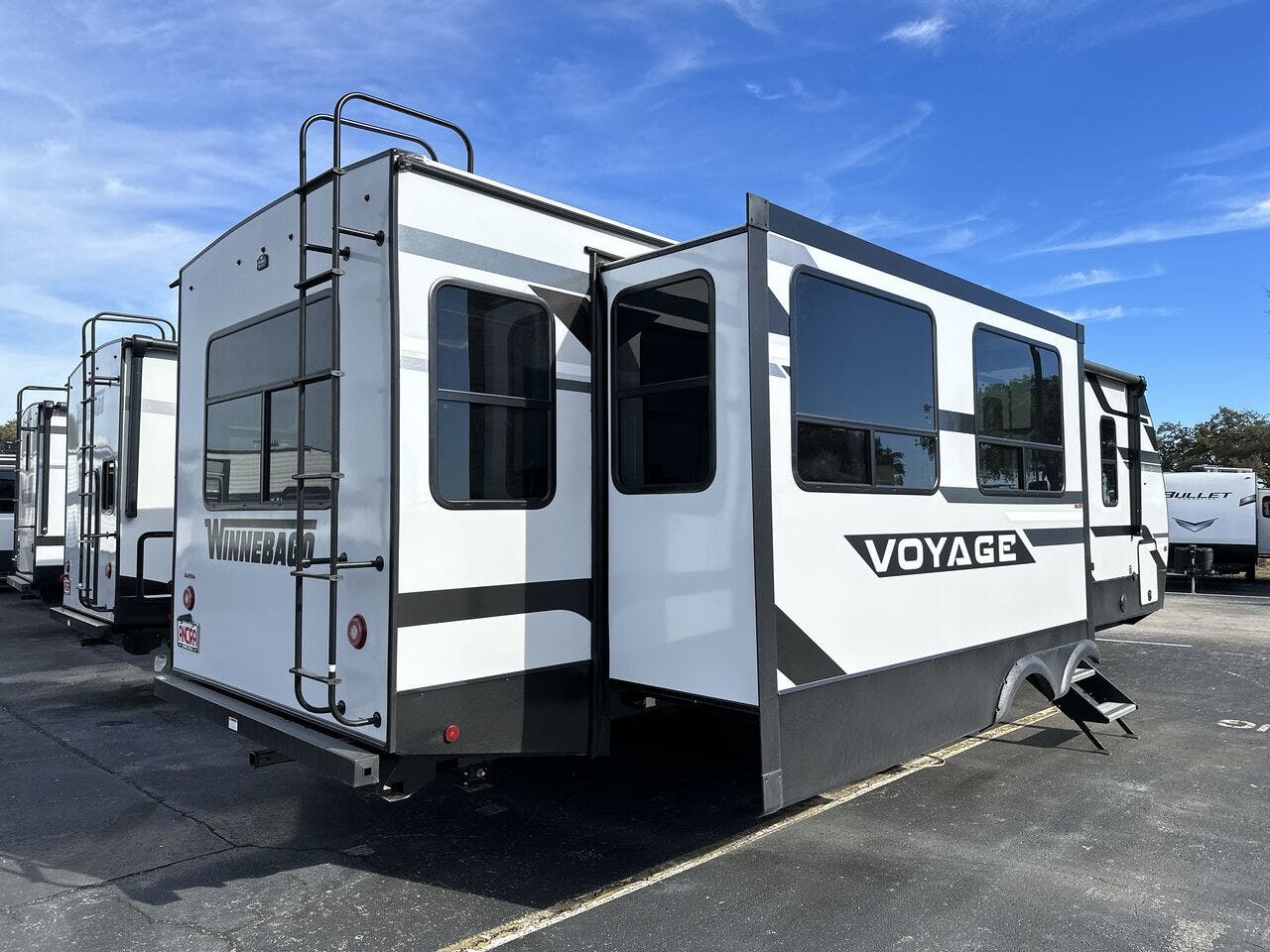 Detail - Winnebago