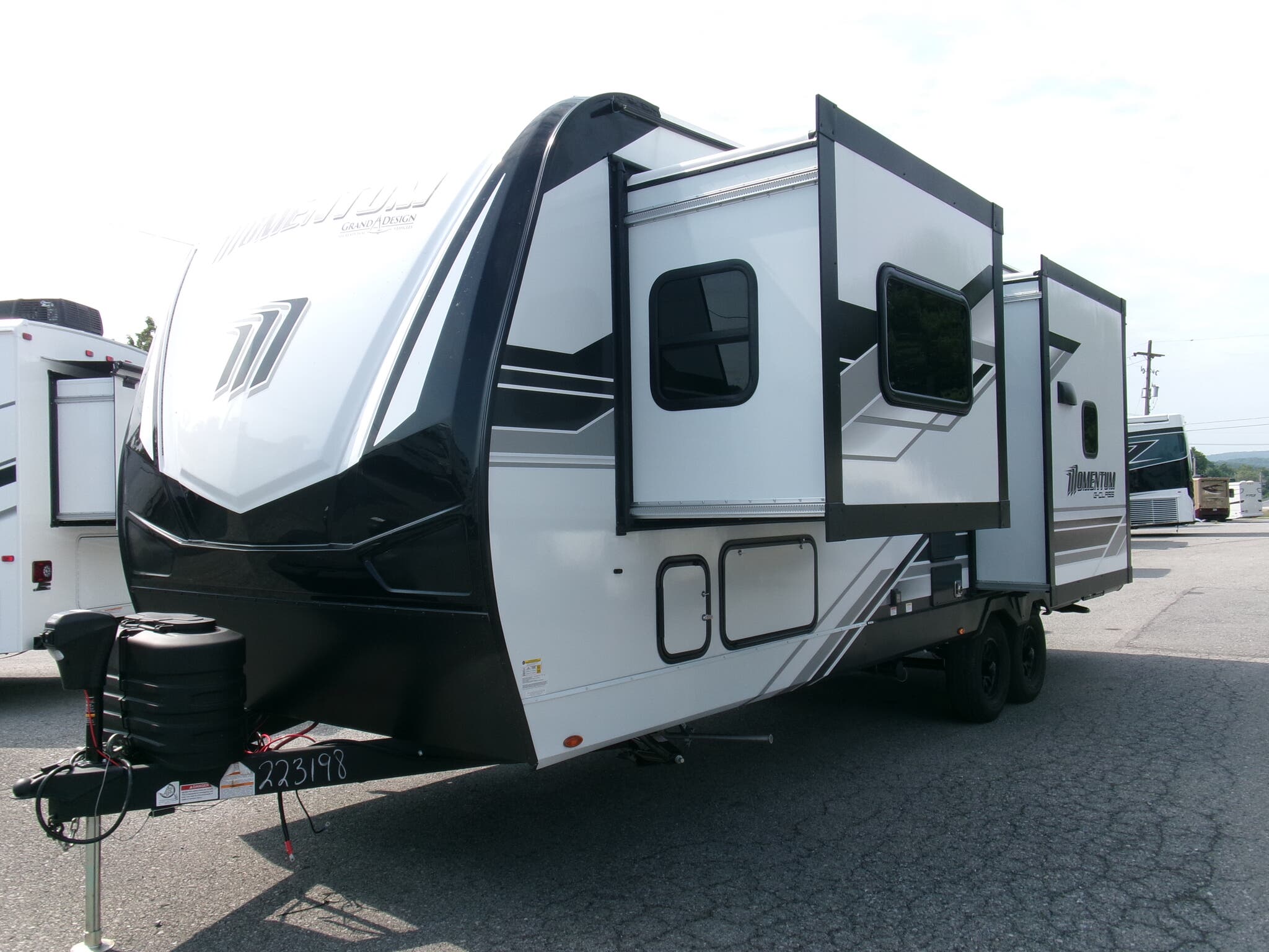 New 2026 Grand Design Momentum G-Class (Travel Trailer) 25G for sale in ...