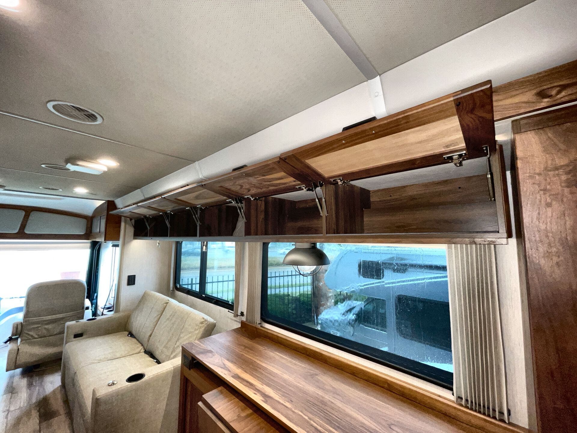 Detail - Winnebago