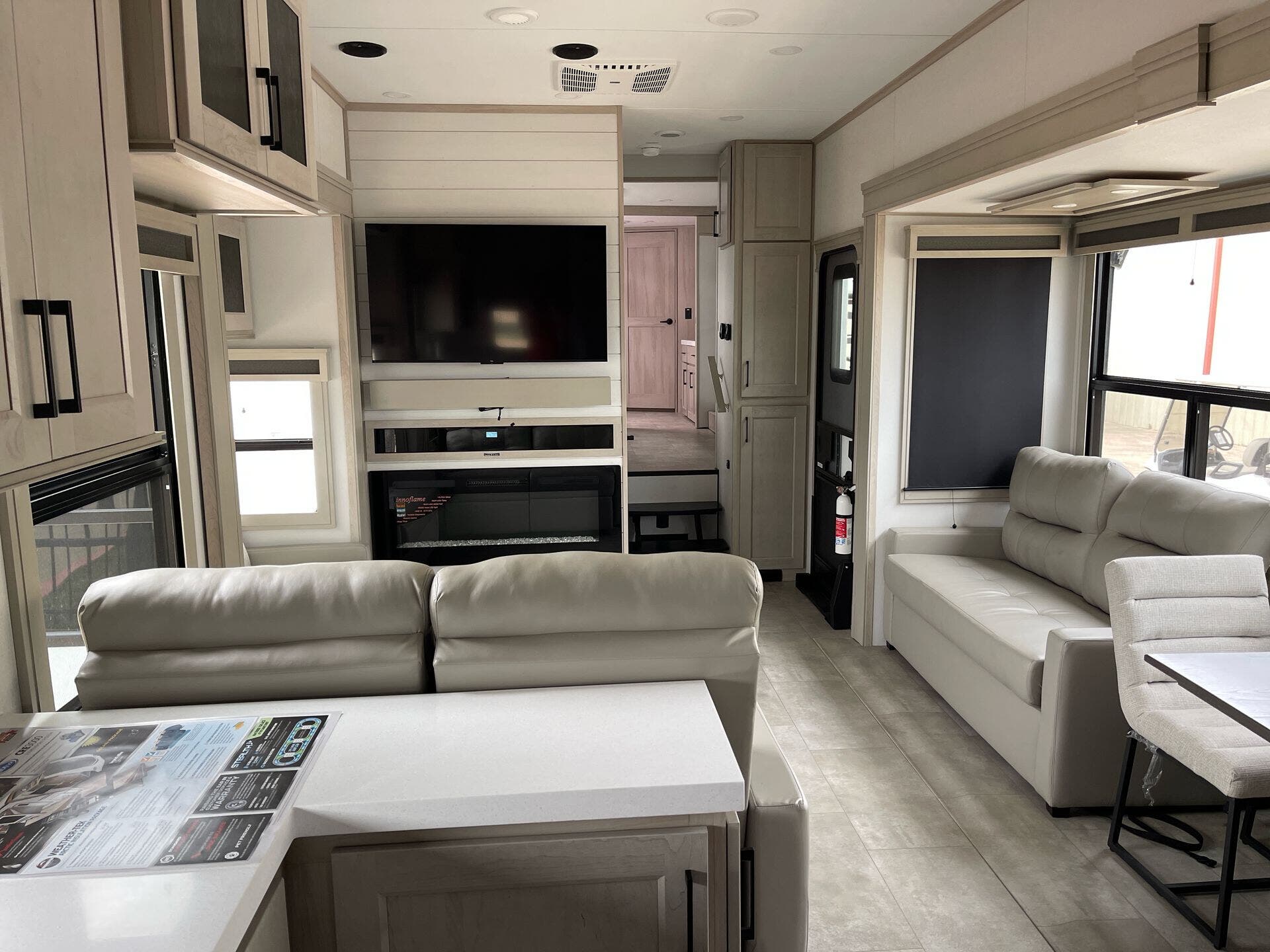 New 2025 Grand Design Solitude 417KB for sale in Fort Worth, TX