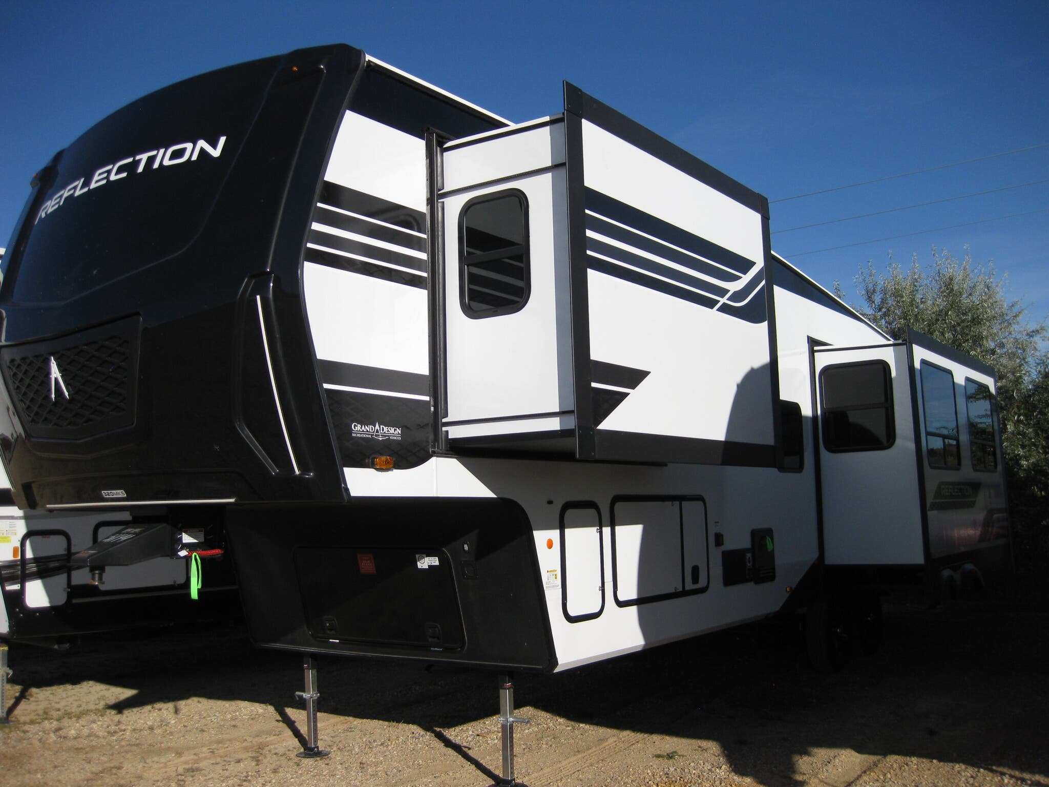 New 2026 Grand Design Reflection (Fifth Wheel) 320MKS for sale in ...