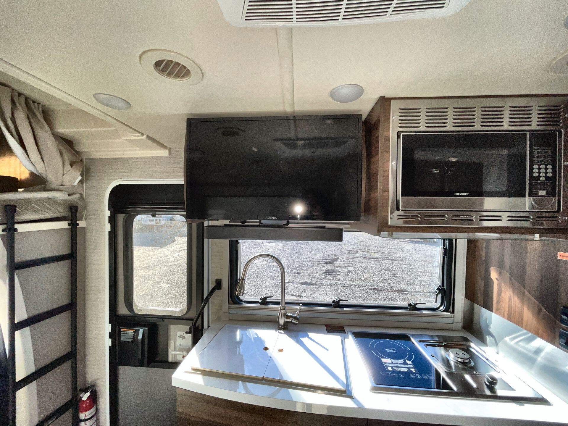 Detail - Winnebago
