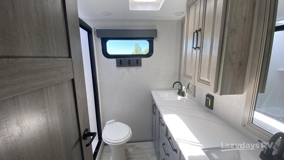 New 2025 Keystone Alpine 3303CK for sale in Ramsey, MN